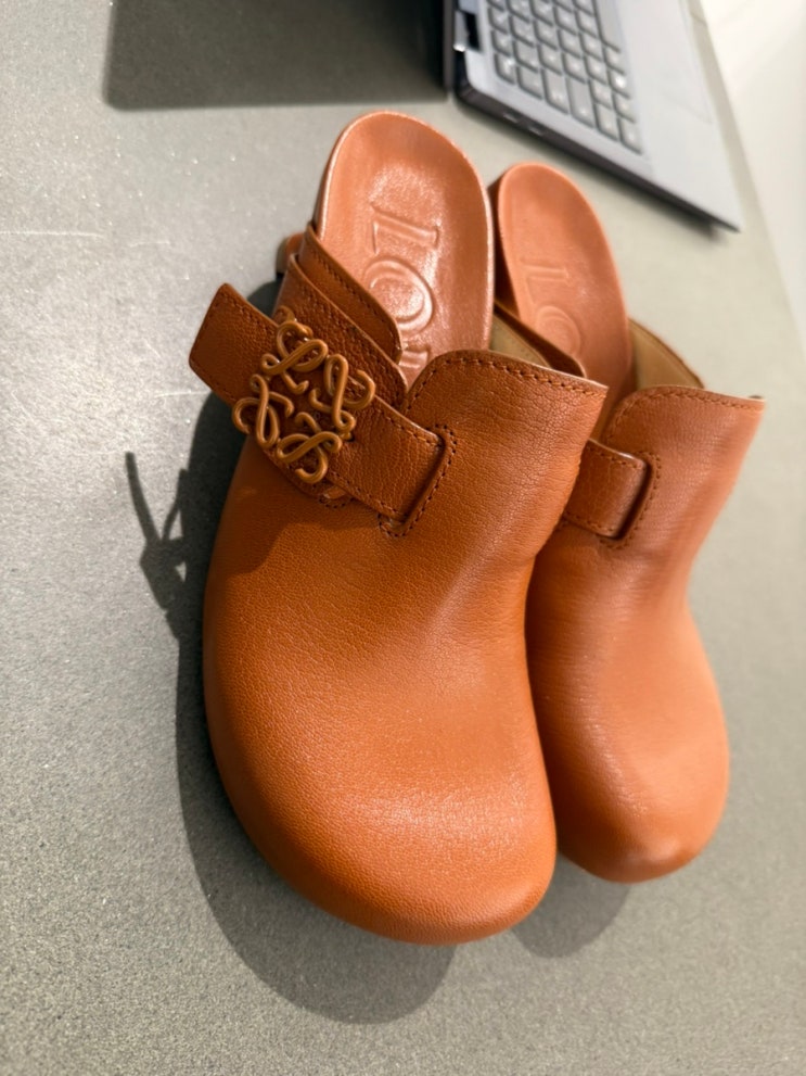 LOEWE MULE 로에베 가죽 뮬 : 네이버 블로그
