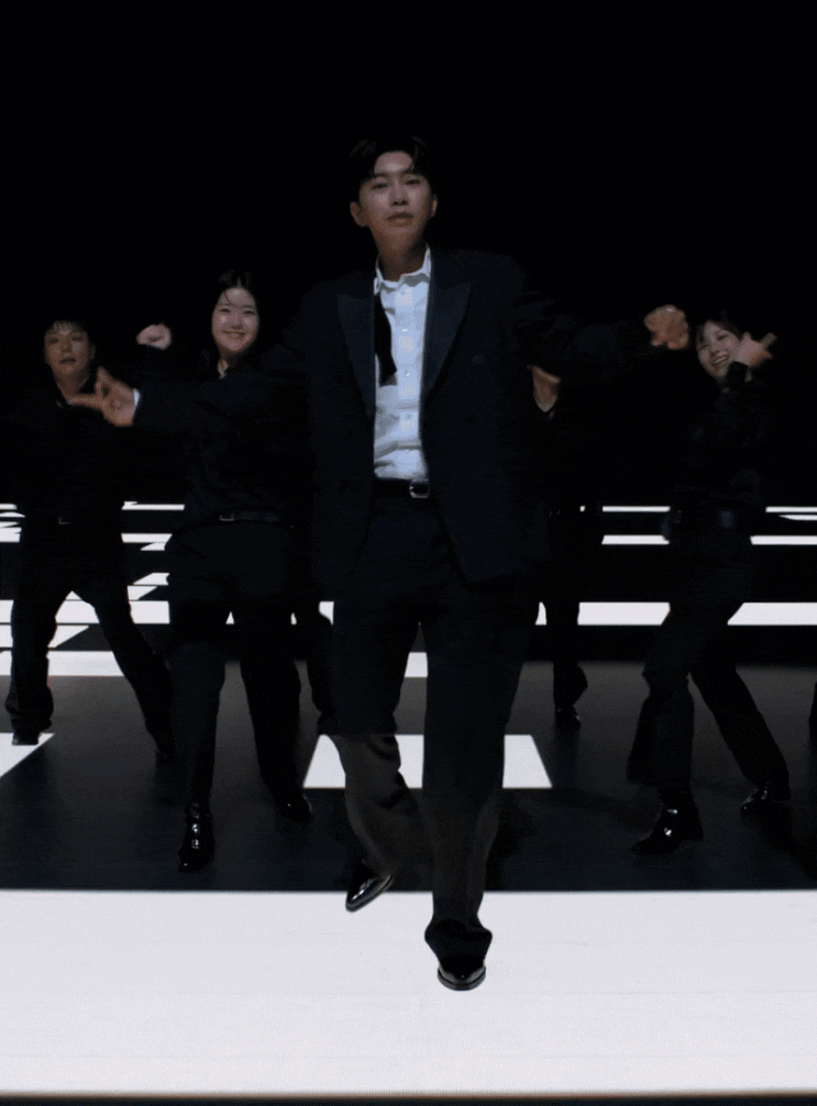 임영웅, ULSSIGU 얼씨구 M/V 공개🎊🎉 : 네이버 블로그