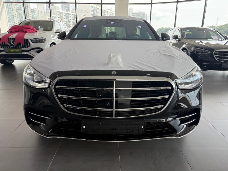벤츠 W223 26년식 S450 숏바디 가솔린 출시- 고급스러움과 혁신의 완벽한 조화 공식 딜러 프로모션 G90 7시리즈 SWB ...