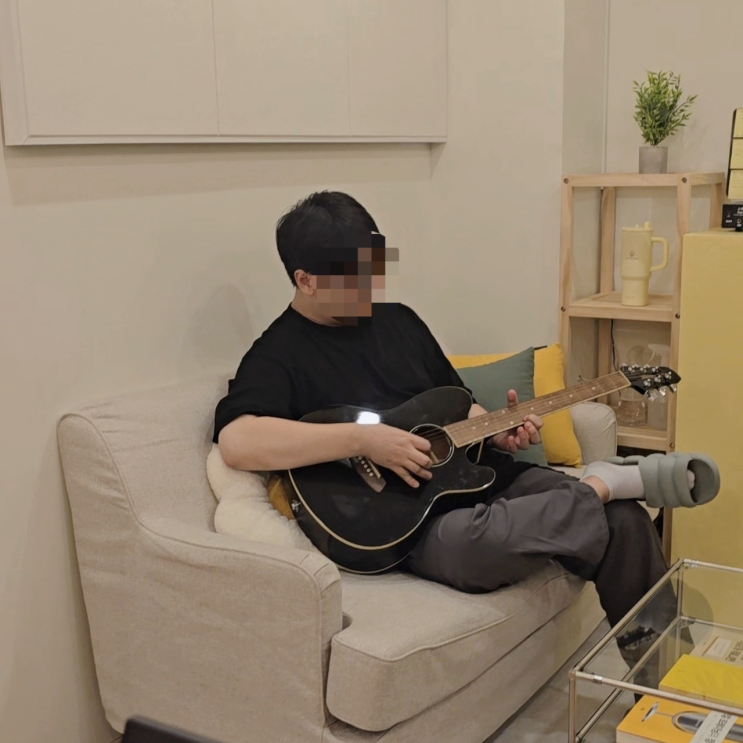선생님이 기타 치며 노래 불러주는 보컬 학원 있나요? : 네이버 블로그