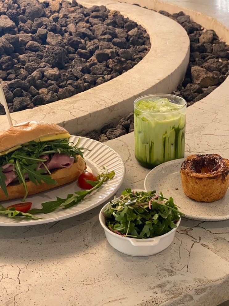 [사상카페] 사상데이트 카페잠봉뵈르 에그스콘 추천 / 오르디 : 네이버 블로그