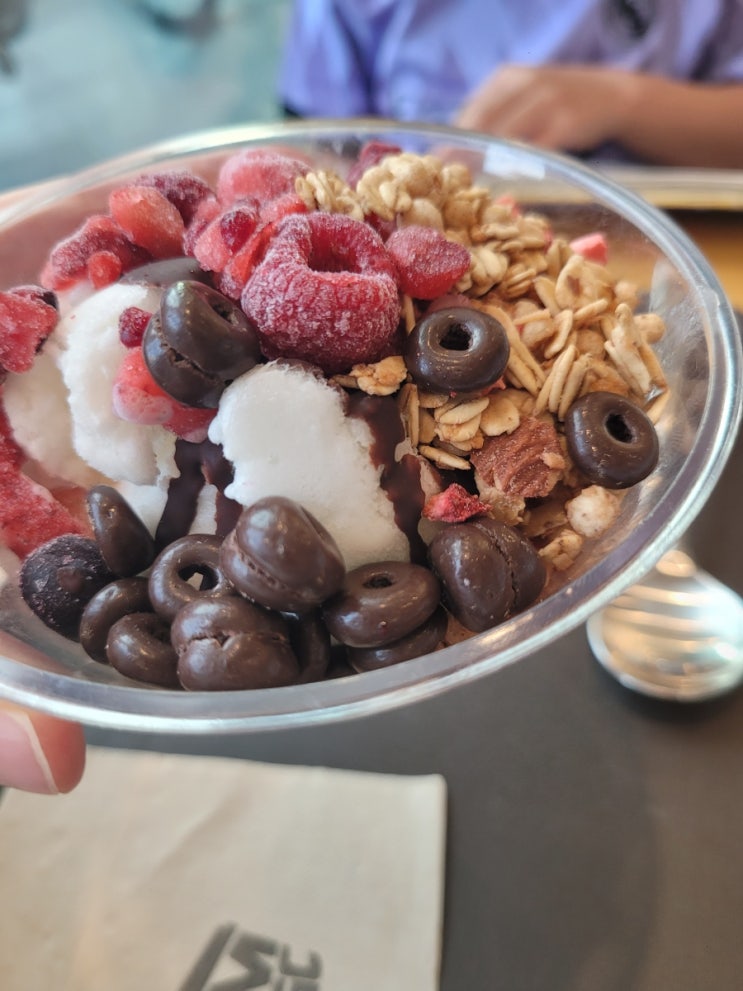 메가커피 세종 반곡동 KT할인 쿠폰 사용법 내돈내산 후기 텀블러 신메뉴 요거젤라또 초코베리믹스 먹어보기 : 네이버 블로그