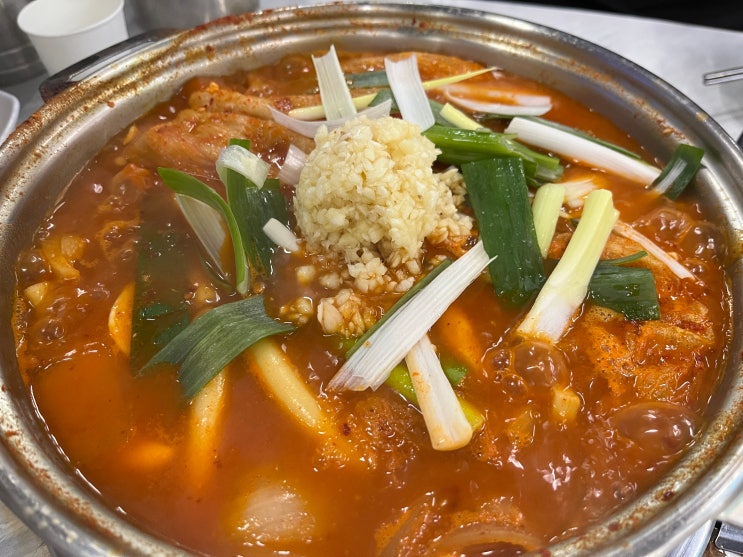 [경기/광명] 김덕배의 닭한마리 이야기_철산역 묵은지 닭도리탕 맛집 : 네이버 블로그