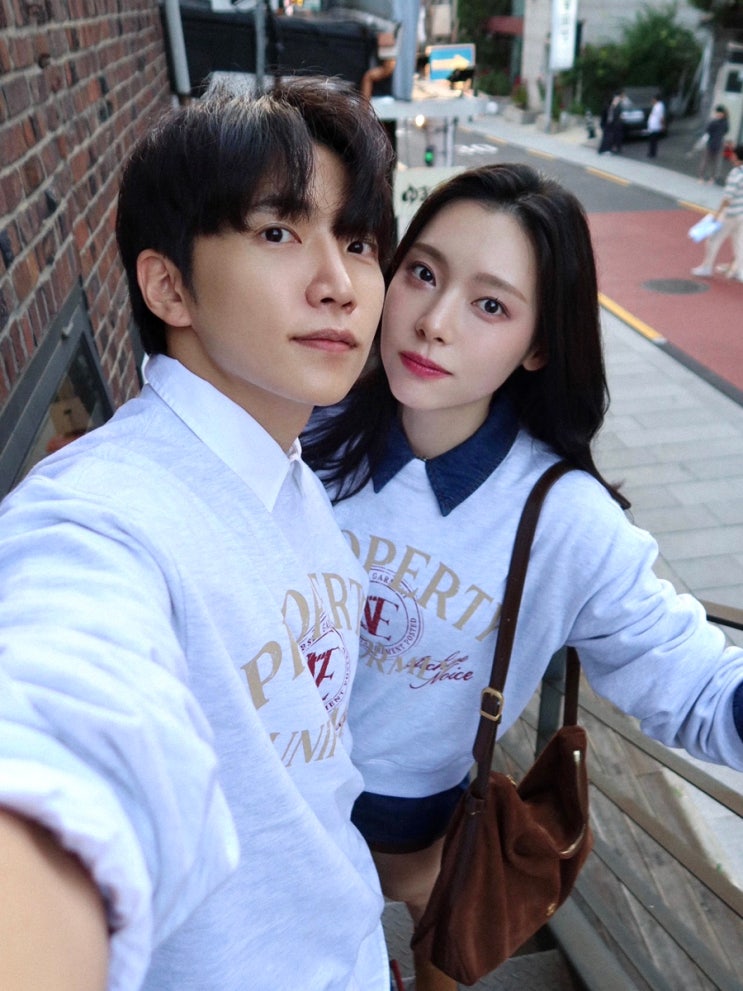 [리뷰] 가을에 이거 하나 면 끝, 커플룩으로도 좋은 맨투맨 : NOICE M PROPERTY EMBLEM SWEATSHIRT ...