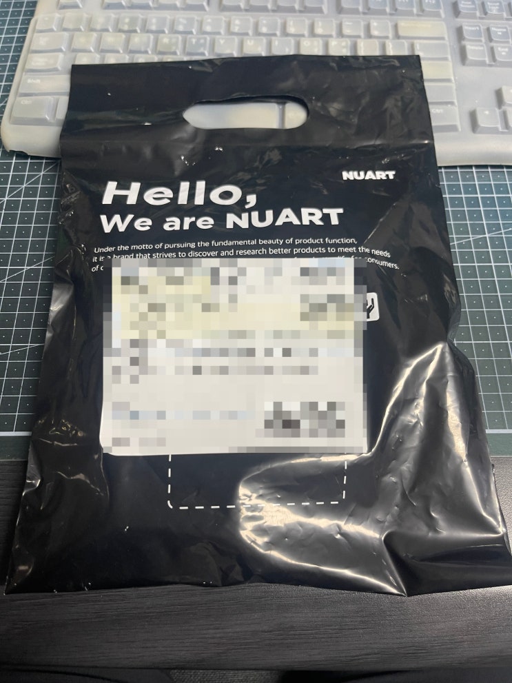 [NUART] 누아트 아이폰17 맥세이프 스탠드 케이스 + 후면 카메라 렌즈 메탈링 사용 후기 : 네이버 블로그