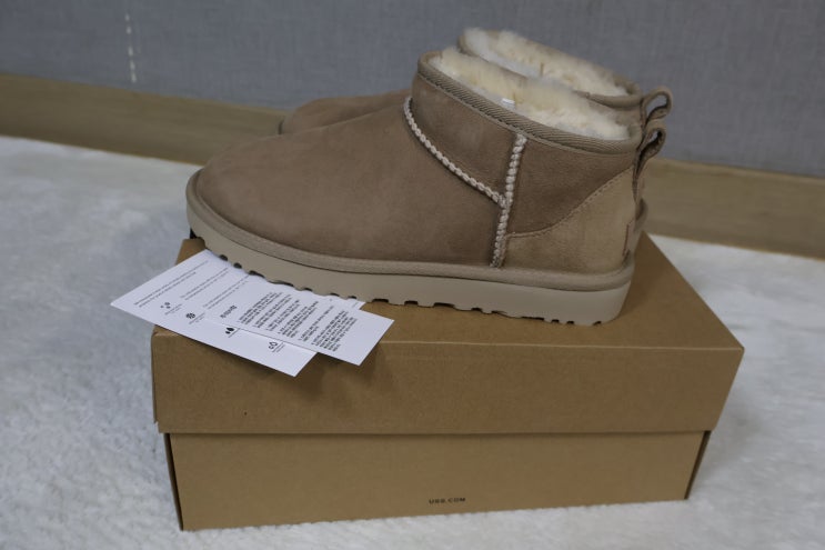 어그 울트라 미니 부츠 1116109-SAN 샌드색상 250사이즈 내돈내산 후기 : 네이버 블로그