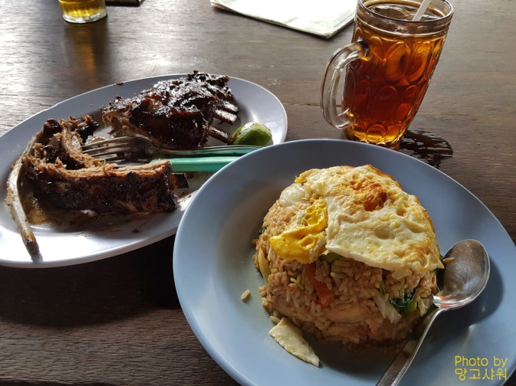 [인도네시아] - 발리 : Naughty Nuris Warung Ubud(너티 누리스 와룽 우붓) : 네이버 블로그