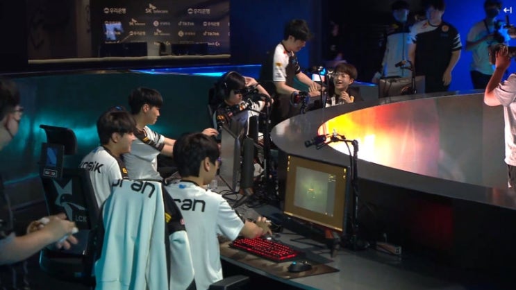 [LCK] DRX, 직스-바드 연계 콤보로 T1 물리쳐 : 네이버 블로그