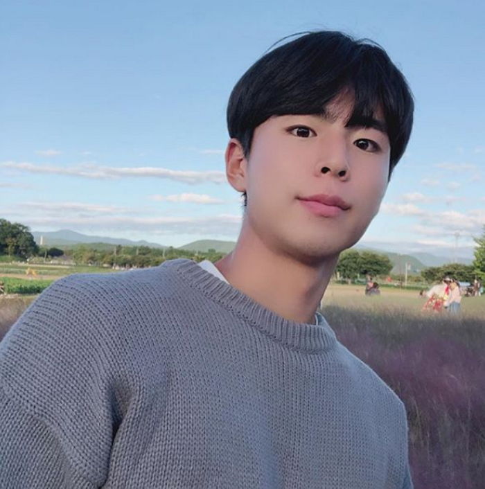 '189cm' 큰 키에 박보검 닮은 외모로 인기 폭발한 '1998년생' 축구 선수 : 네이버 블로그