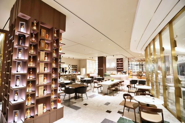 "1억원짜리 백화점 VIP주차권 80만원에" 이맘때 '당근' 단골손님 : 네이버 블로그