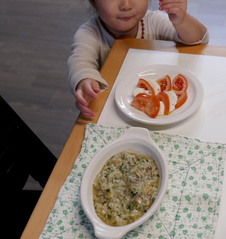 유아식 반찬 시금치 버섯 전통 리조또와 토마토 카프레제 : 네이버 블로그