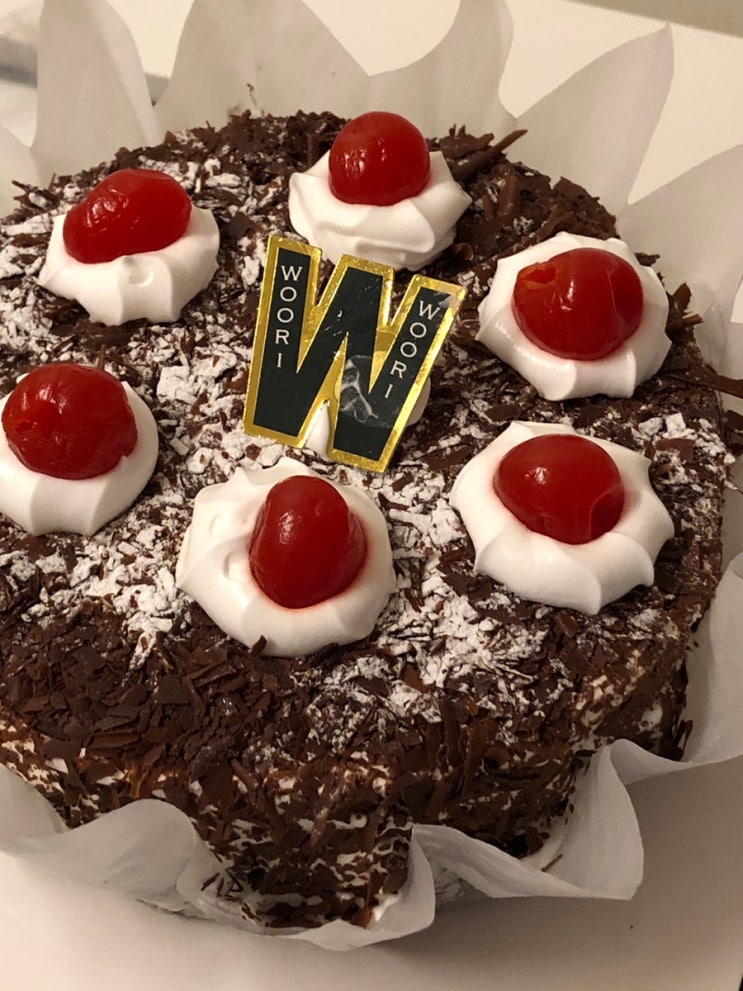 부평 우리베이커리, 건물 세운 청주 키리쉬 케이크(feat. 가성비가 내려와) : 네이버 블로그