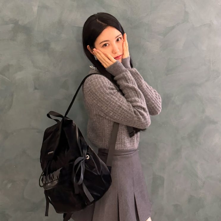 신예은 인스타그램 백팩 패션 제이에스티나 핸드백 여자 데일리백 추천 위시리스트 네이버 블로그
