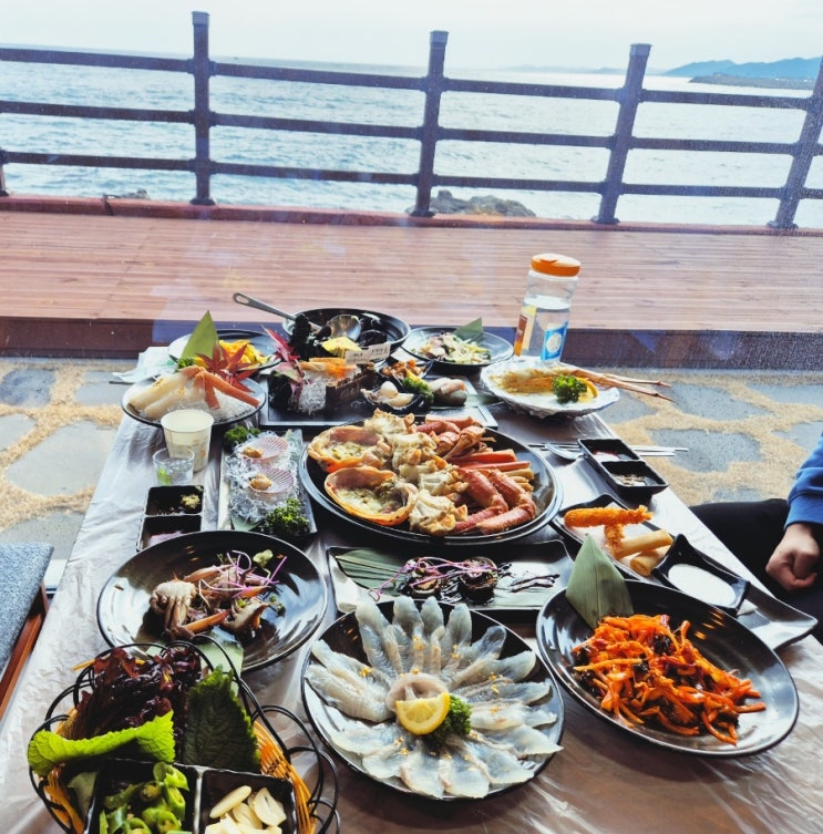 영덕 강구항 맛집 특코스가 푸짐하게 나오고 대게살이 꽉찬 대게마을 네이버 블로그