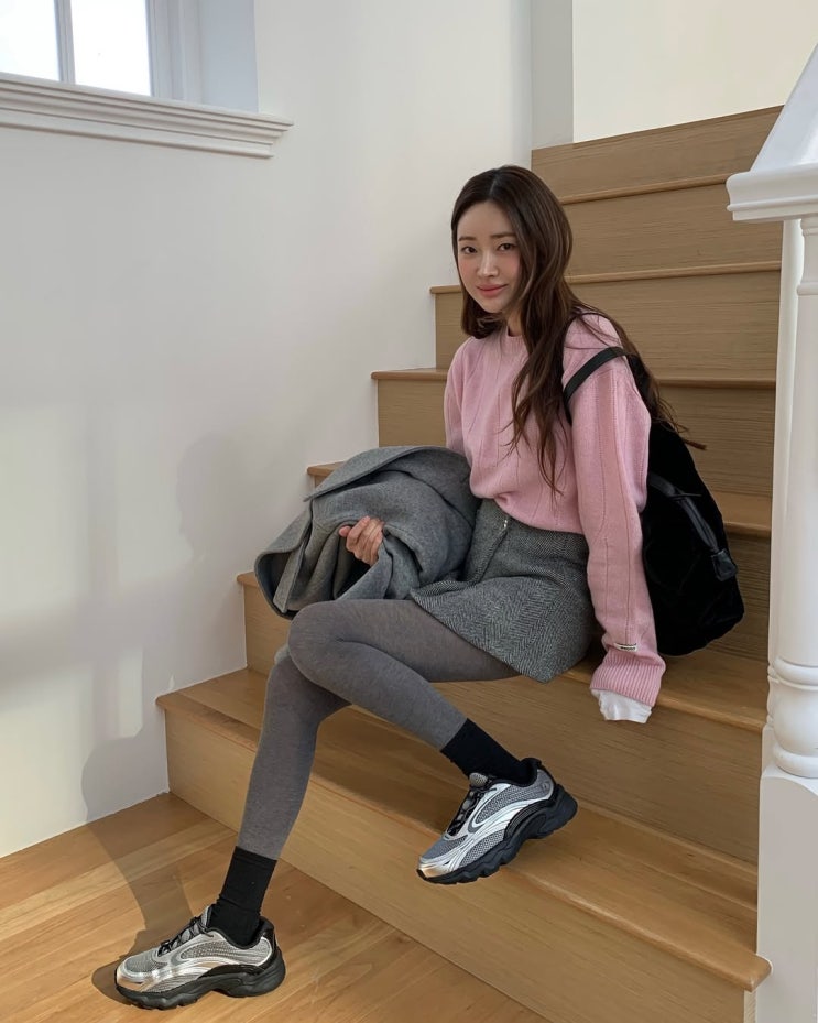 휠라에서 제대로 복각한 신상 여성 운동화로 패션의 정석 차정원과 함께한 예쁜 여자 판테라 발 편한 스니커즈 네이버 블로그