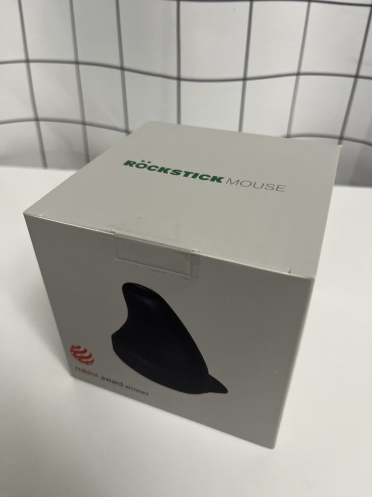 손목 아픈 사람 주목! 혁신적인 클릭 방식의 버티컬 마우스 빌리온톤 x Rockstick 2 mouse 리뷰 : 네이버 블로그