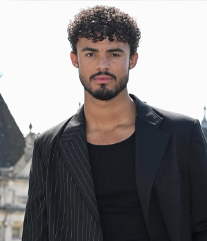 매튜 브룸 Matthew Broome (2001.02.24) 배우 프로필 필모그래피 : 네이버 블로그