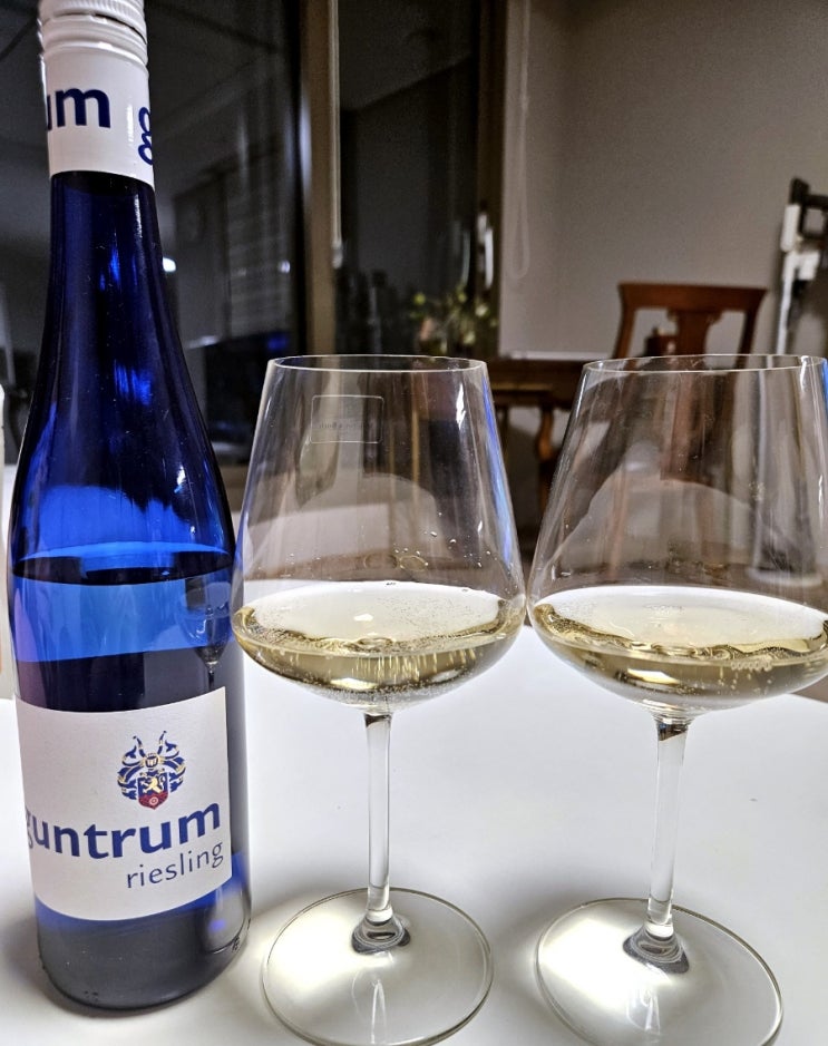 [무난한 wine] 군트럼 리슬링(Guntrum Riesling) 와인 시음 후기! : 네이버 블로그