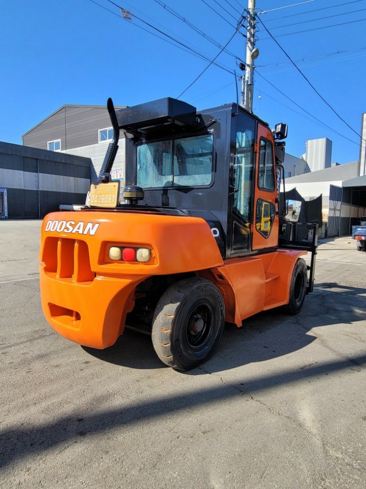 황마중기 중고디젤지게차 두산지게차 D70S-5 디젤지게차 풀캐빈 자동발 에어컨 엔진미션 특A급 다양한 사양의 중고지게차 상담환영해요~ : 네이버 블로그