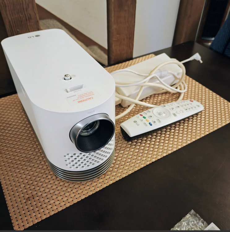 가정용 빔프로젝터 비교! LG시네빔 HF60LA HF65LA HF80LA HF85LA 스펙 분석 : 네이버 블로그