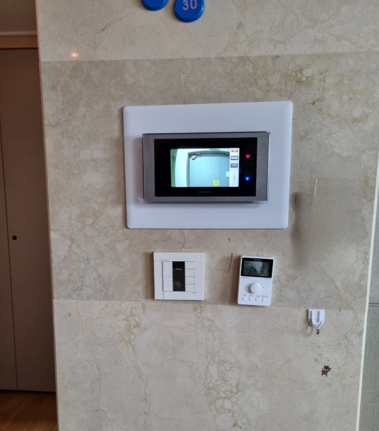 군산인터폰 나운동 수송코아루 아파트 삼성 직방 비디오폰 SHT-3527XM 설치 군산빅뱅열쇠 : 네이버 블로그