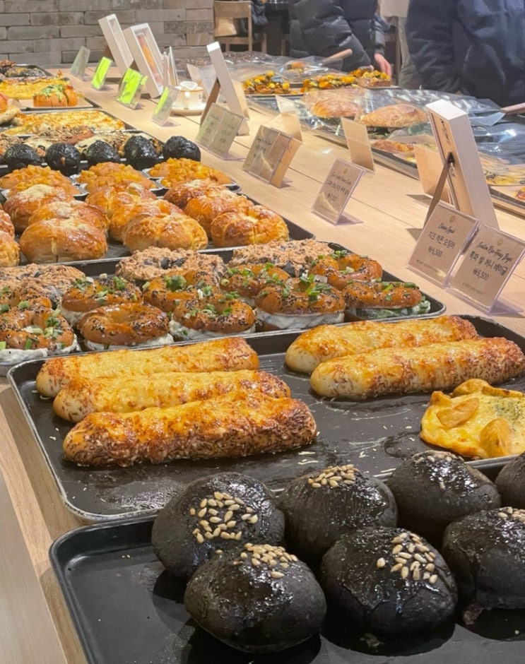 [분당 서현]폴콘리베 ak플라자 서현역 카페 베이커리 스콘 디저트 에그타르트 식빵 파운드케익 : 네이버 블로그