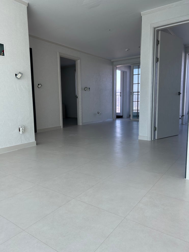 KCC 숲 옥(2.2T) 포틀랜드그레이 24평형 시공후기 : 네이버 블로그