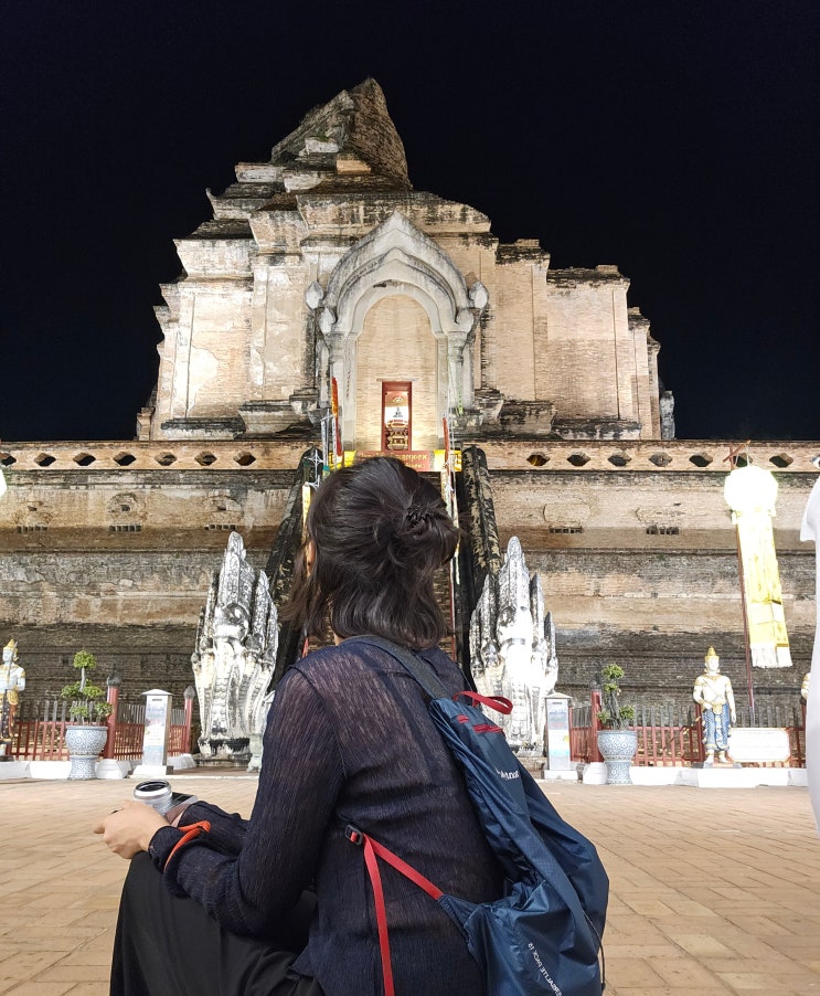 치앙마이 여행 9 (사트바요가, 싼티탐 로컬 맛집, 님만해민 쇼핑, 왓쩨디루앙 저녁 산책) : 네이버 블로그