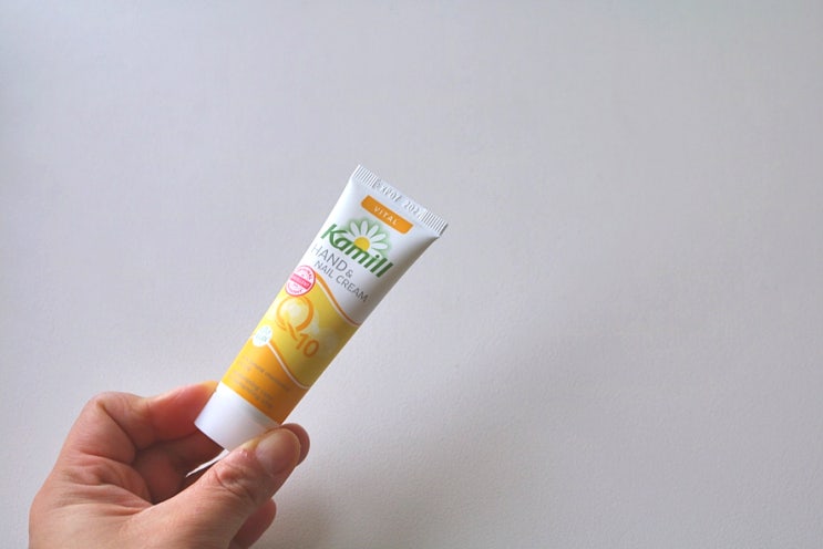 봄철 뷰티템 카밀 핸드크림 30ml 미니사이즈 w. 아트박스 POOM : 네이버 블로그
