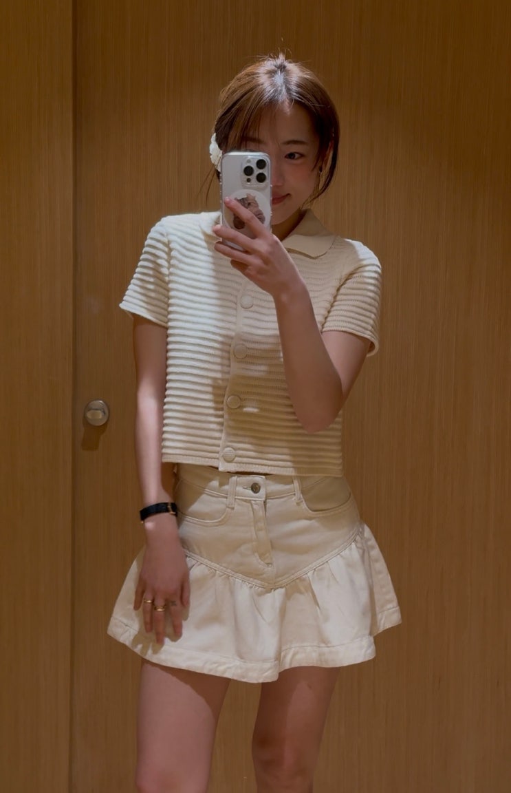 10살 어려 보이는 H&M 러블리 미니스커트 프레피룩 품절템 : 네이버 블로그