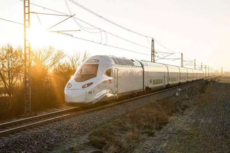 SNCF, 재활용 소재로 만든 5세대 고속철도 'TGV M' 공개 : 네이버 블로그