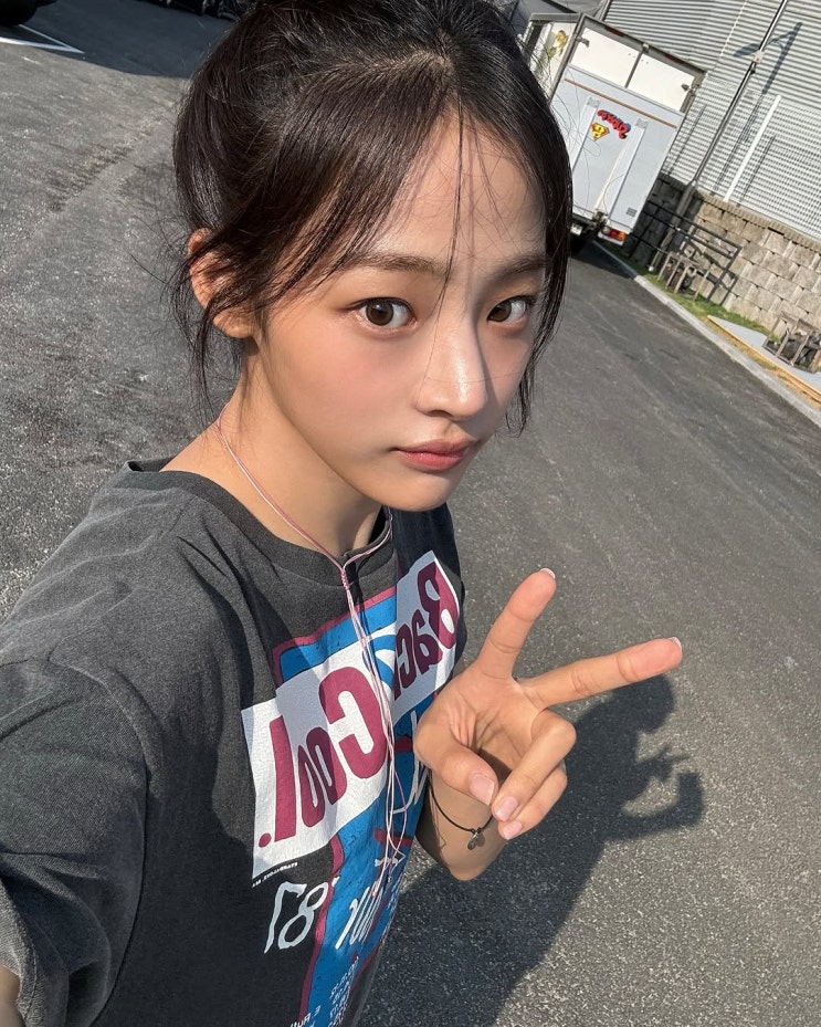 250314 뉴진스 민지 인스타그램 : 네이버 블로그