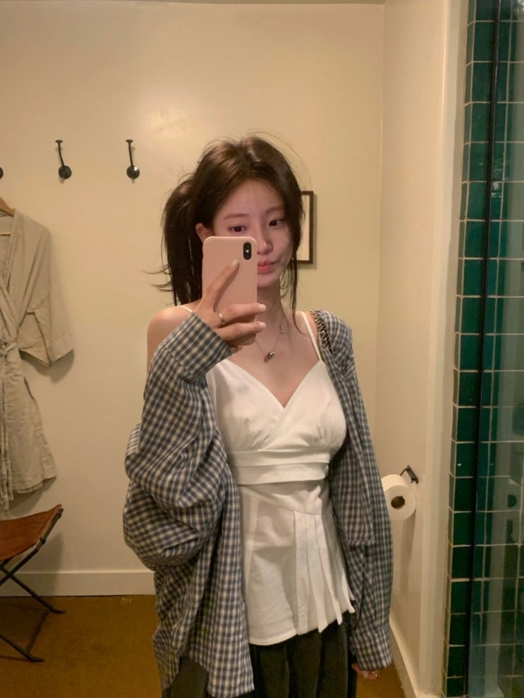 wishlist | leeds리즈 3월 19일 봄 마켓 오픈(지젤플리츠블라우스 로지오프숄더 노아데님 스웨이드부츠) : 네이버 블로그