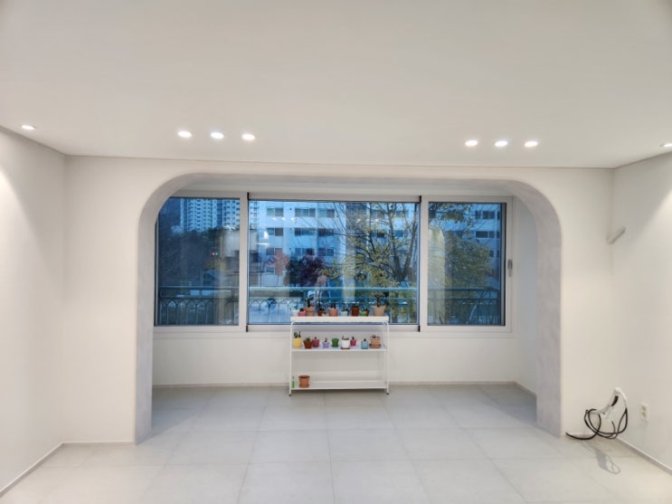 의정부시 금오동현대아이파크 108타입(32평) 인테리어도배(디아망 리얼회벽 매트화이트 PR034-01) : 네이버 블로그