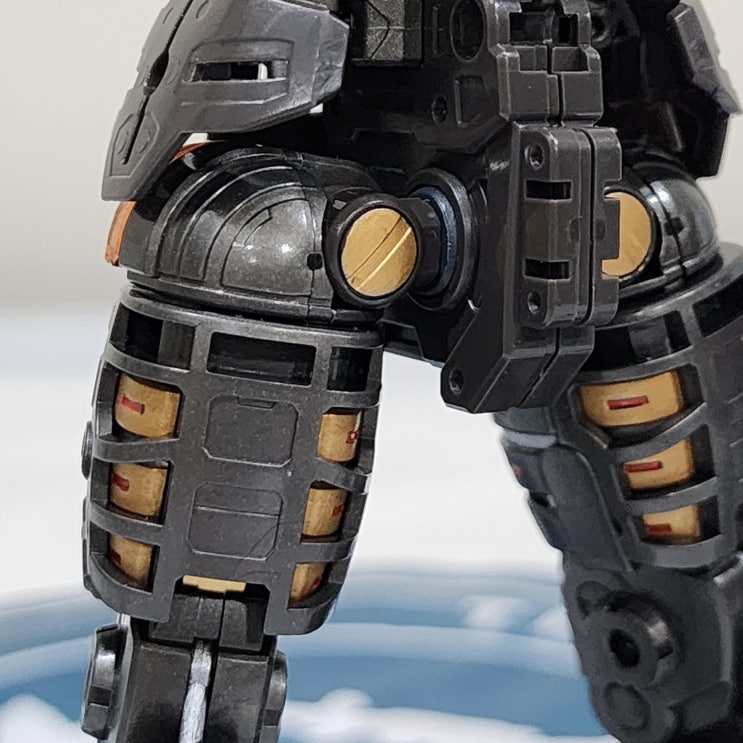 [141] 샤아 전용 자쿠II 2.0 클리어 (3) -하체 프레임 : 네이버 블로그