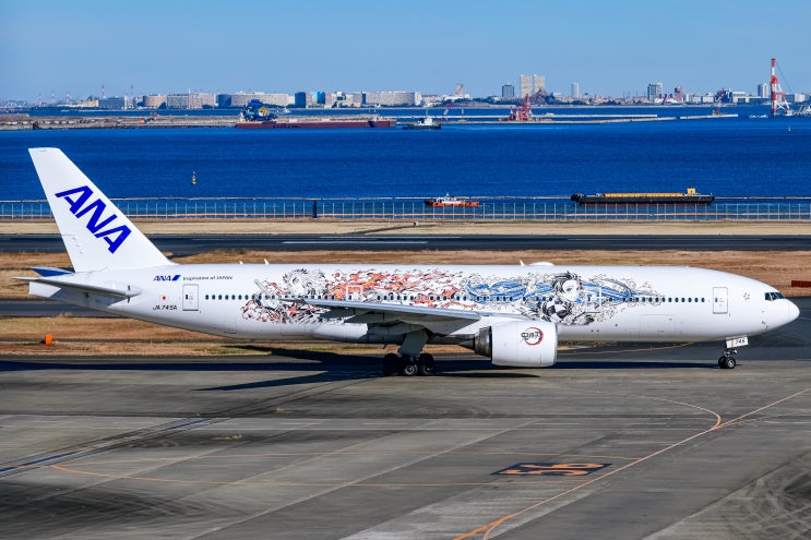All Nippon Airways(ANA) Boeing 777-281(ER) Demon Slayer Livery (JA745A ...