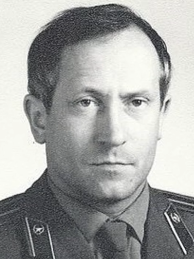 [전설적 스파이] 냉전기 MI6·KGB 이중첩자 '고르디예프스키' 사망..영국, 보름 지나 발표 "테러혐의점 없어" : 네이버 블로그