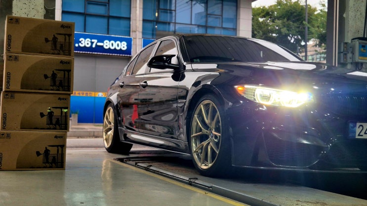 흑삼이 휠 교체. 763M 골드(#BMW #F80 #M3 #763M #M2CS #피렐리타이어광주점) : 네이버 블로그