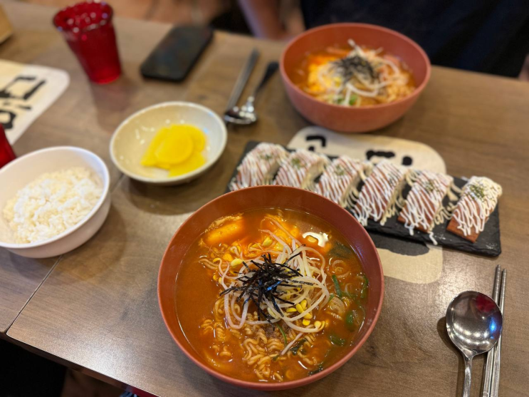 파주 맛집ㅣ추억의 틈새라면 금촌점 솔직 후기와 주차! : 네이버 블로그
