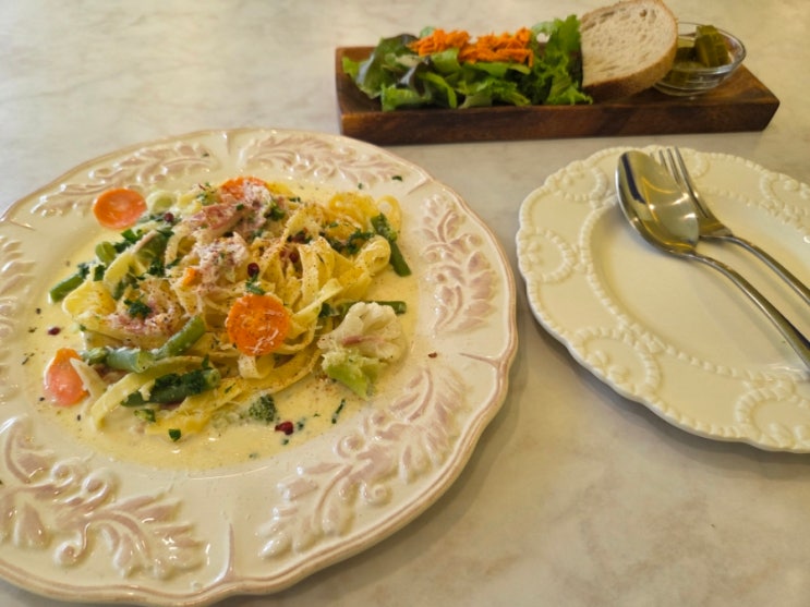 [부산대 쉐 기욤🇫🇷] 나홀로 프렌치 식당 투어 : 네이버 블로그