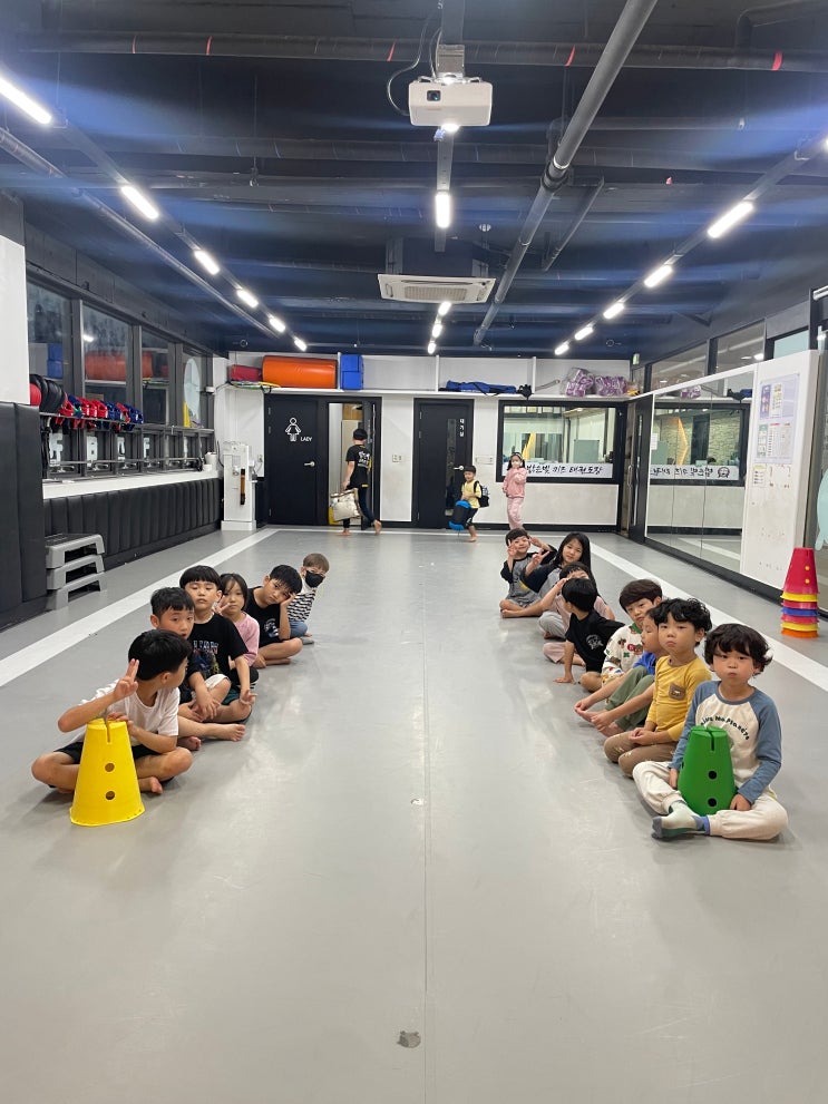 어느 가을 밤, 행복한 우리 🍁 ㅣ 진주 평거동 밝은빛 키즈 태권도 ㅣ : 네이버 블로그