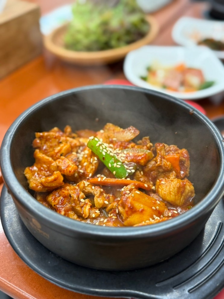 중화산동 감자탕 꽃돼지감자탕 제육 점심특선 백반가격이! : 네이버 블로그