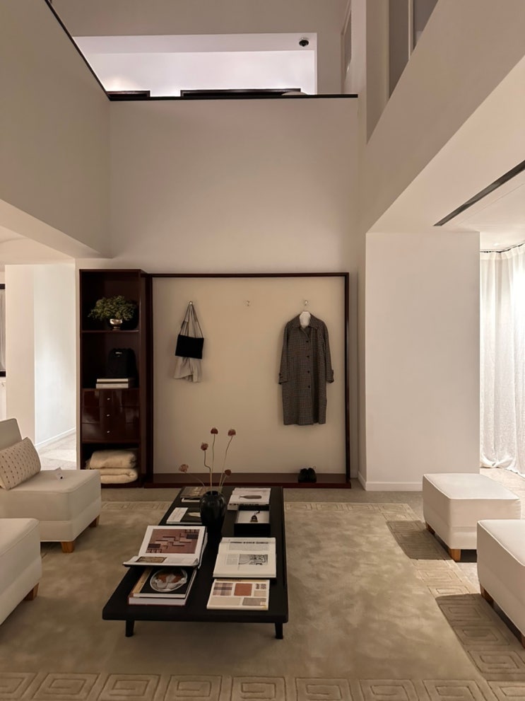 낫띵리튼 쇼룸에서 쇼핑하고 파이프그라운드 피자:) : 네이버 블로그