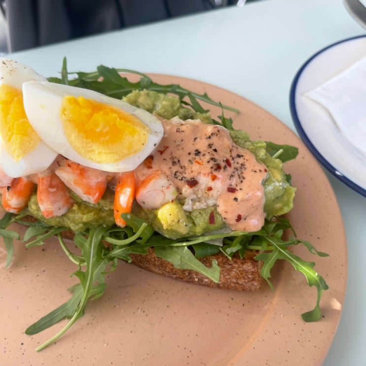 용산 브런치 카페 / 바통 밀 카페 혼자보단 둘이서 둘보단 셋이서 : 네이버 블로그