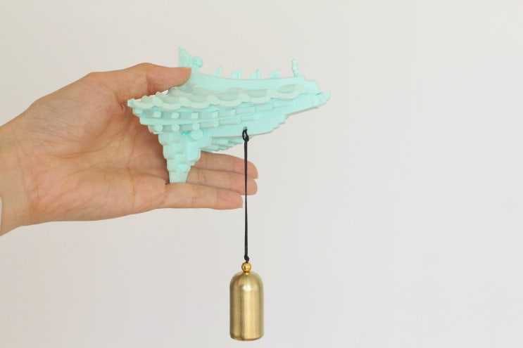 작은 처마하나로 현관이 단정해졌다(처마와 잡상풍경 한달 사용 후기) : 네이버 블로그