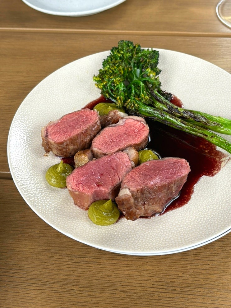 세이버릿 Savorite/잠실역 석촌역 석촌고분역 뇨끼 양식 맛집/석촌호수뷰 테라스 와인바/내돈내산 런치 후기 : 네이버 블로그