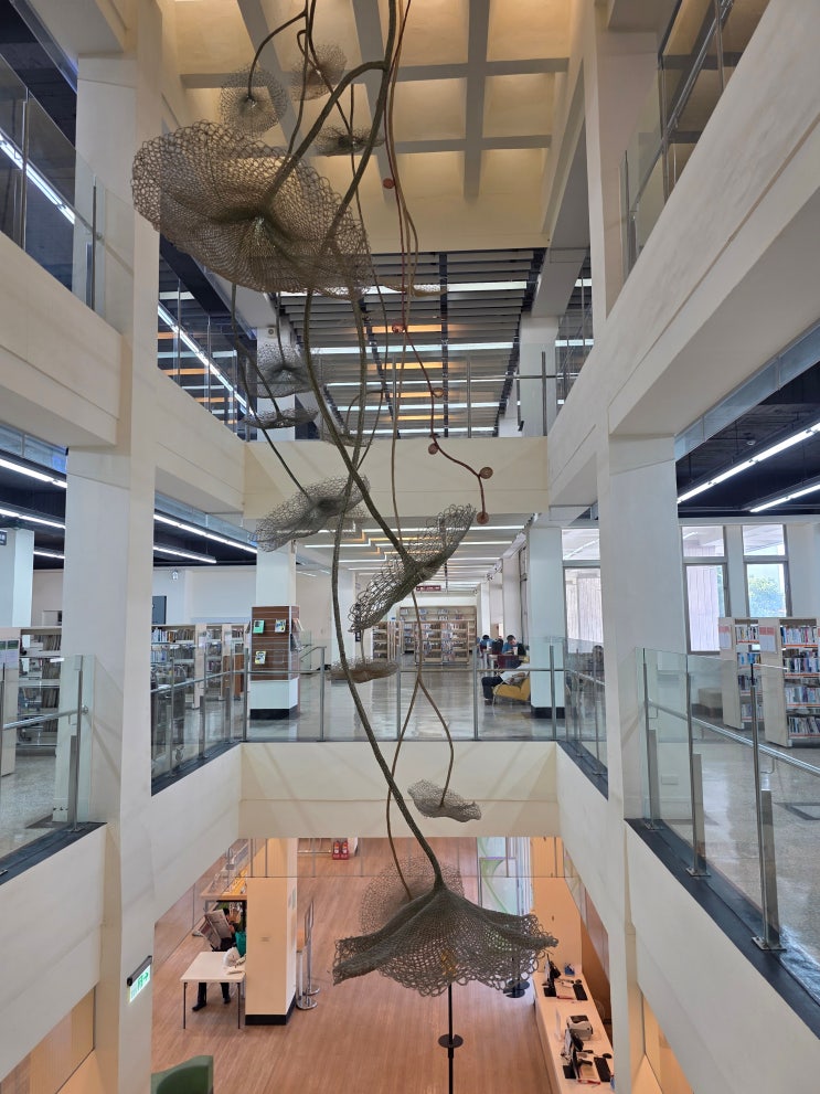 타이난시립도서관 공원본관(臺南市立圖書館 公園總館, Tainan Public Library Gong Yuan Library ...