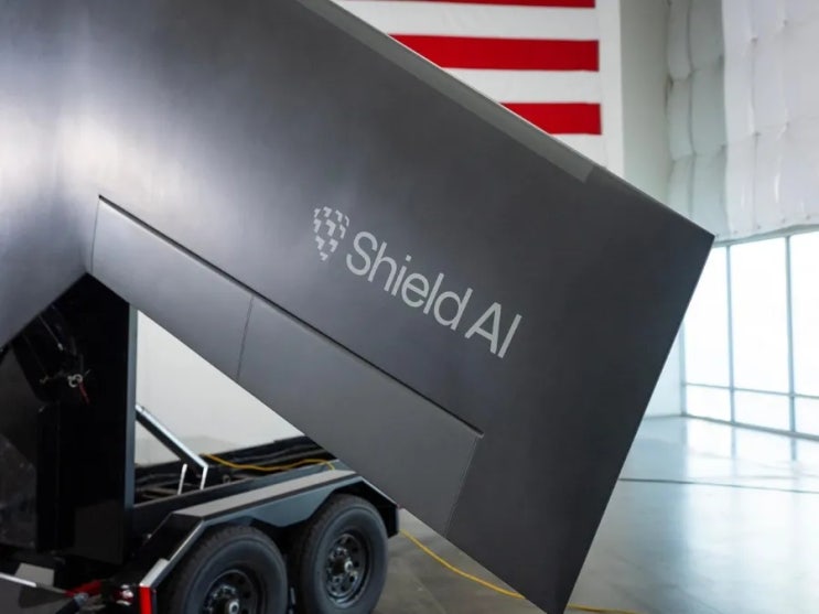 파일럿도 활주로도 필요 없다! Shield AI, 완전 무인 전투기 'X-BAT' 전격 공개 : 네이버 블로그