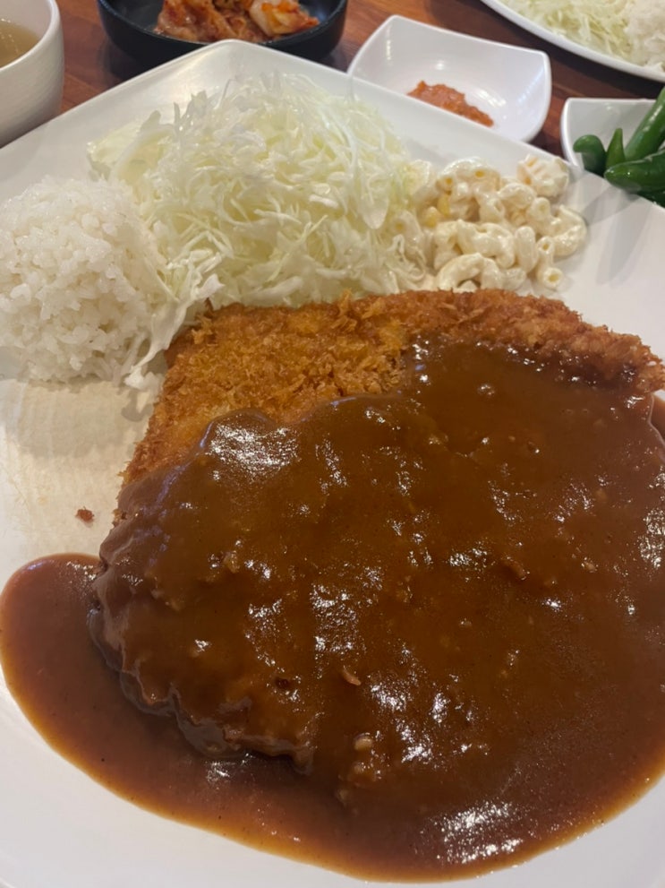 [도곡동 역삼동 맛집] 경양식 돈까스 윤화돈까스 후기 내돈내산 : 네이버 블로그