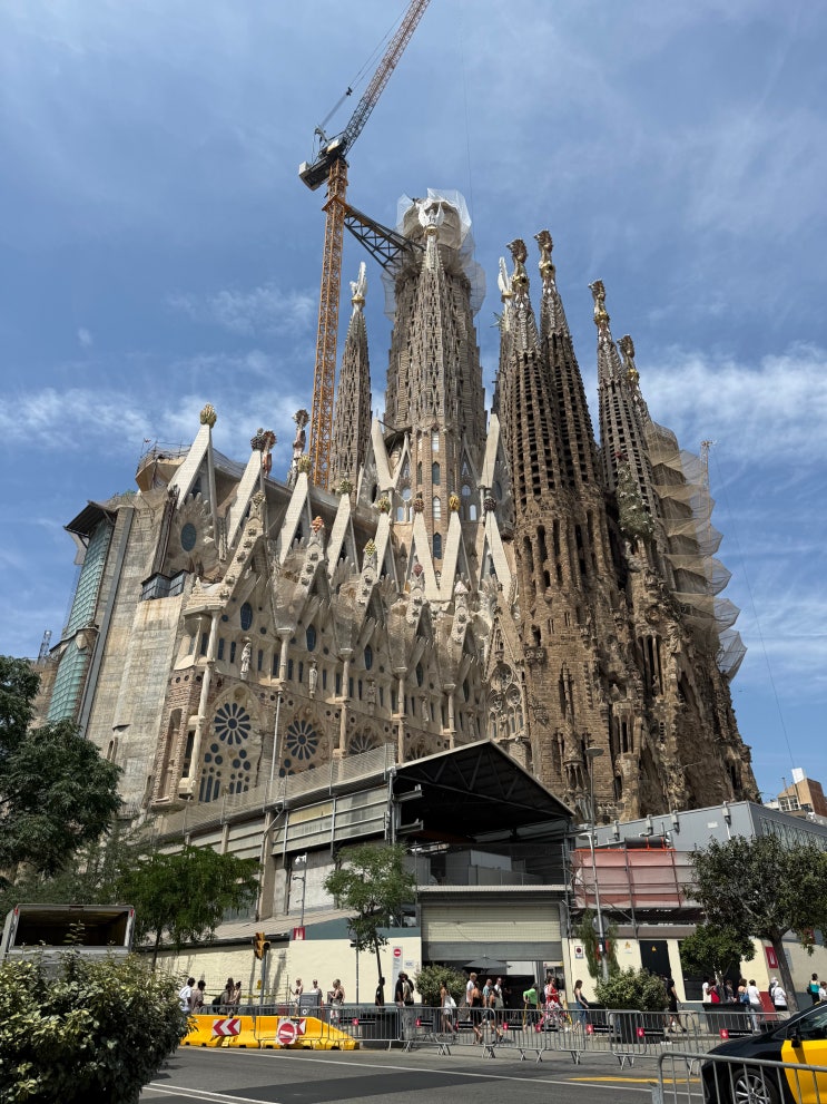 바르셀로나 2 / 가우디투어, 가우디반일투어, 메멘토투어 플랜ㄴ, 까사바트요, 까사밀라, 구엘공원, 사그라다파밀리아, : 네이버 블로그